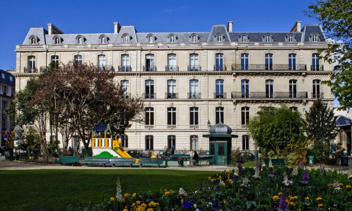 30 rue Las Cases | AXE IMMOBILIER